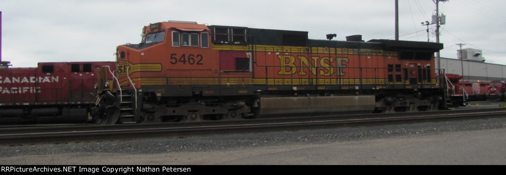 BNSF 5462